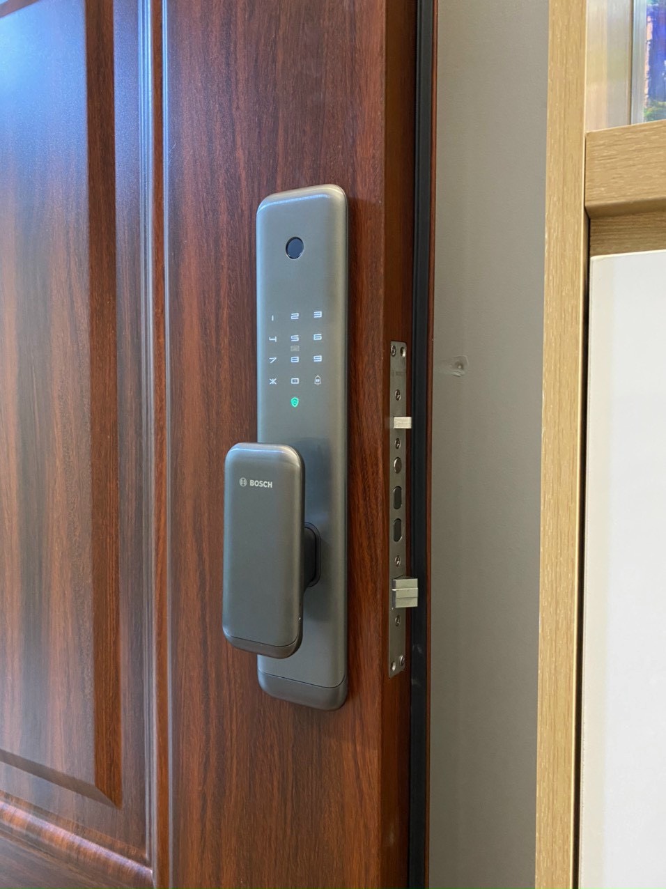 Khóa điện tử Bosch EL500 giá rẻ | Giảm Giá Cực Sốc